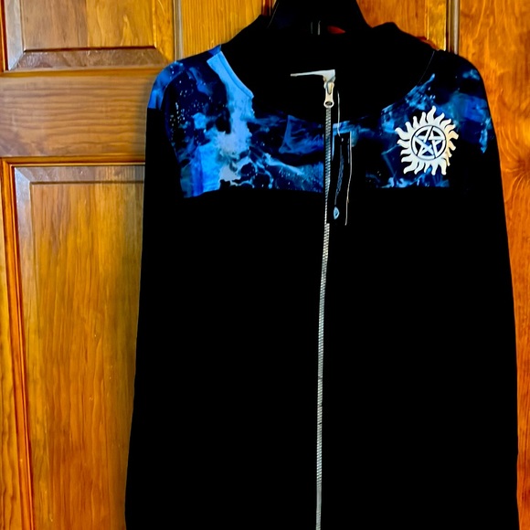 Hot Topic | Jackets & Coats | New Supernatural Join The Hunt Mens Track ...
